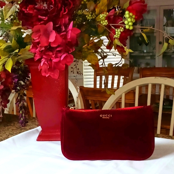Gucci | Bags | Gucci Nwt Red Velvet Cosmetic Beauty Bag | Poshmark